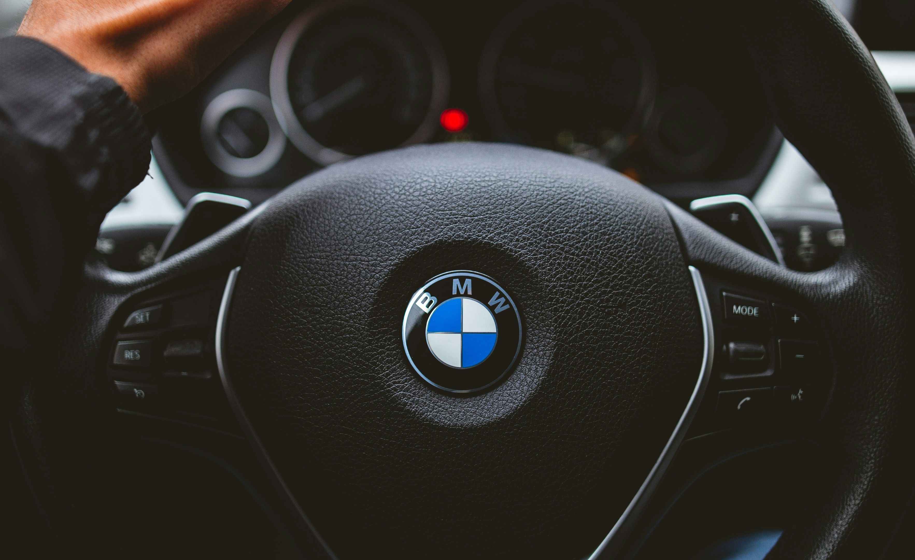 Die 80+ besten BMW-Witze - Schlechte Witze
